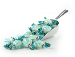 Clarnico Mint Creams - Treasure Island Sweets Ltd ...